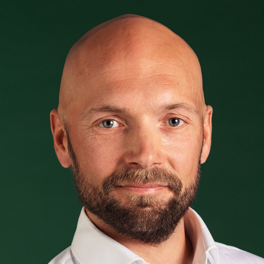 Mehiläinen's Management / Mehiläinen